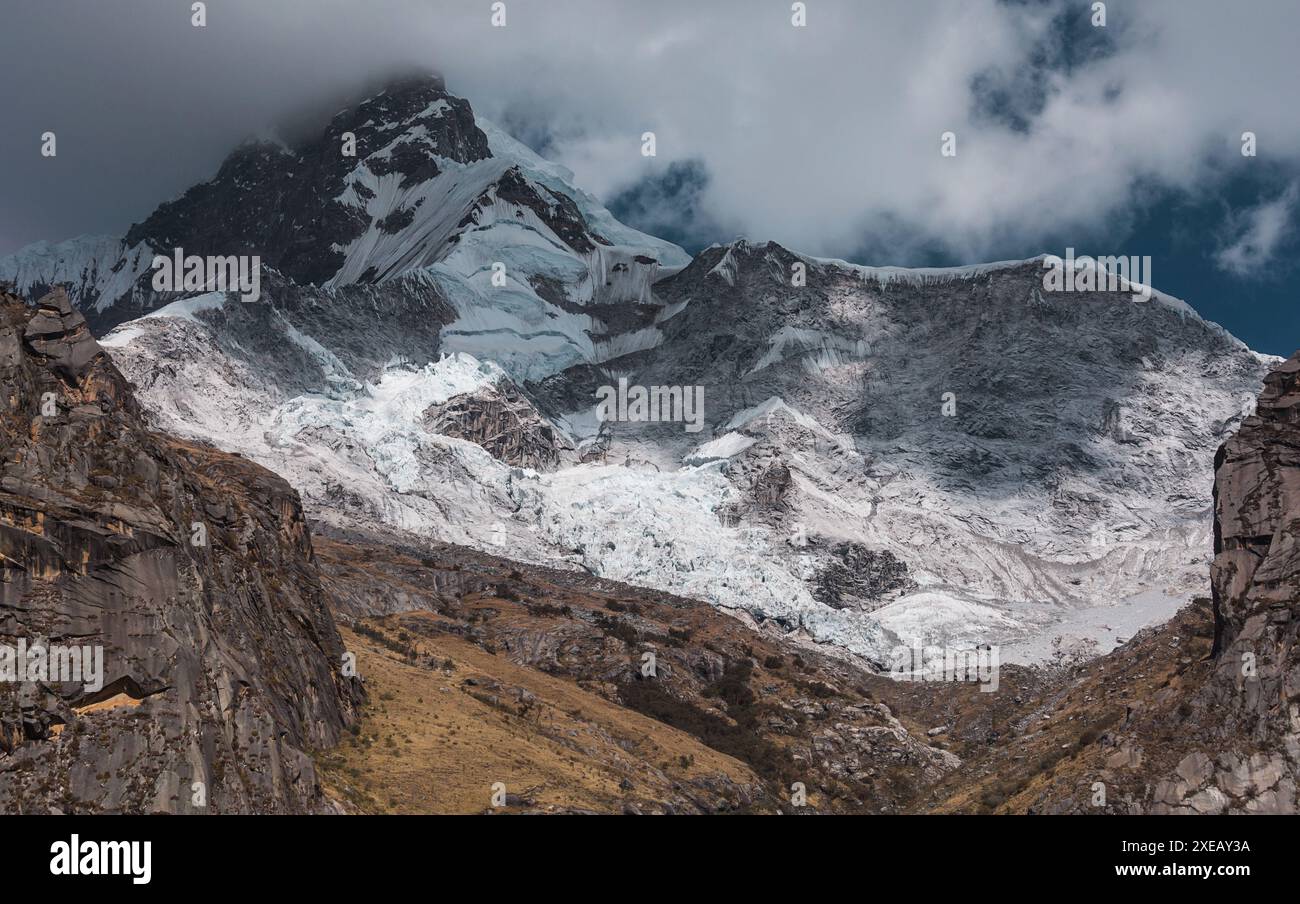 Glaciated environment hi-res stock photography and images - Alamy