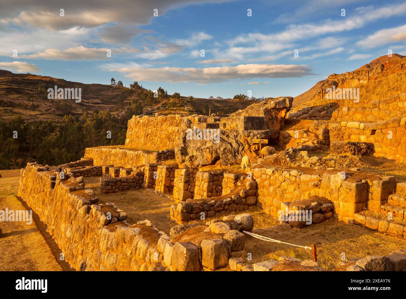 Historic Inca buildings in Peru Stock Photo - Alamy