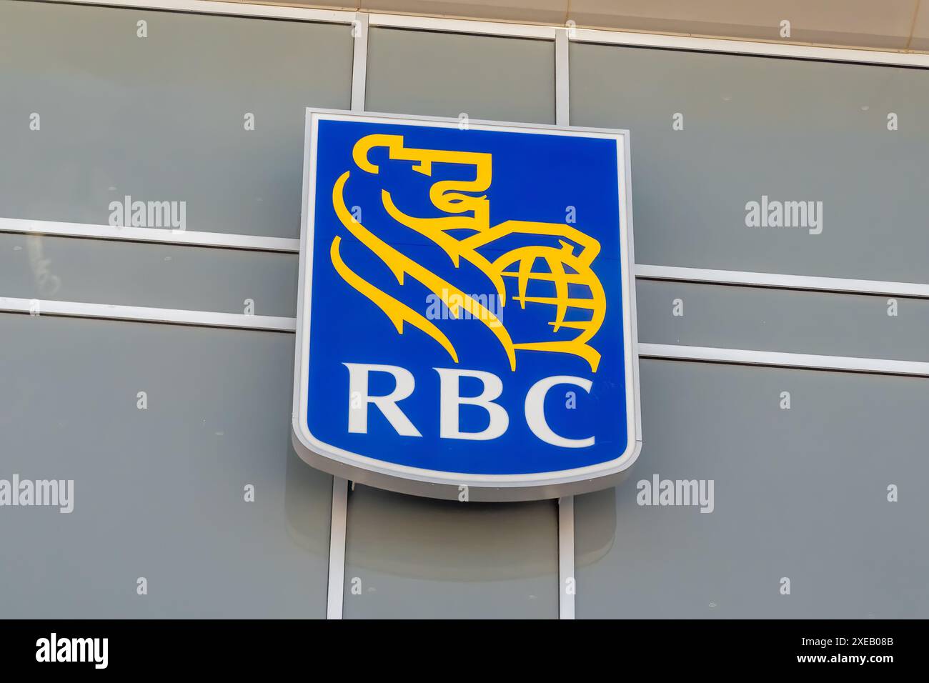 Calgary buildings close up hi-res stock photography and images - Alamy