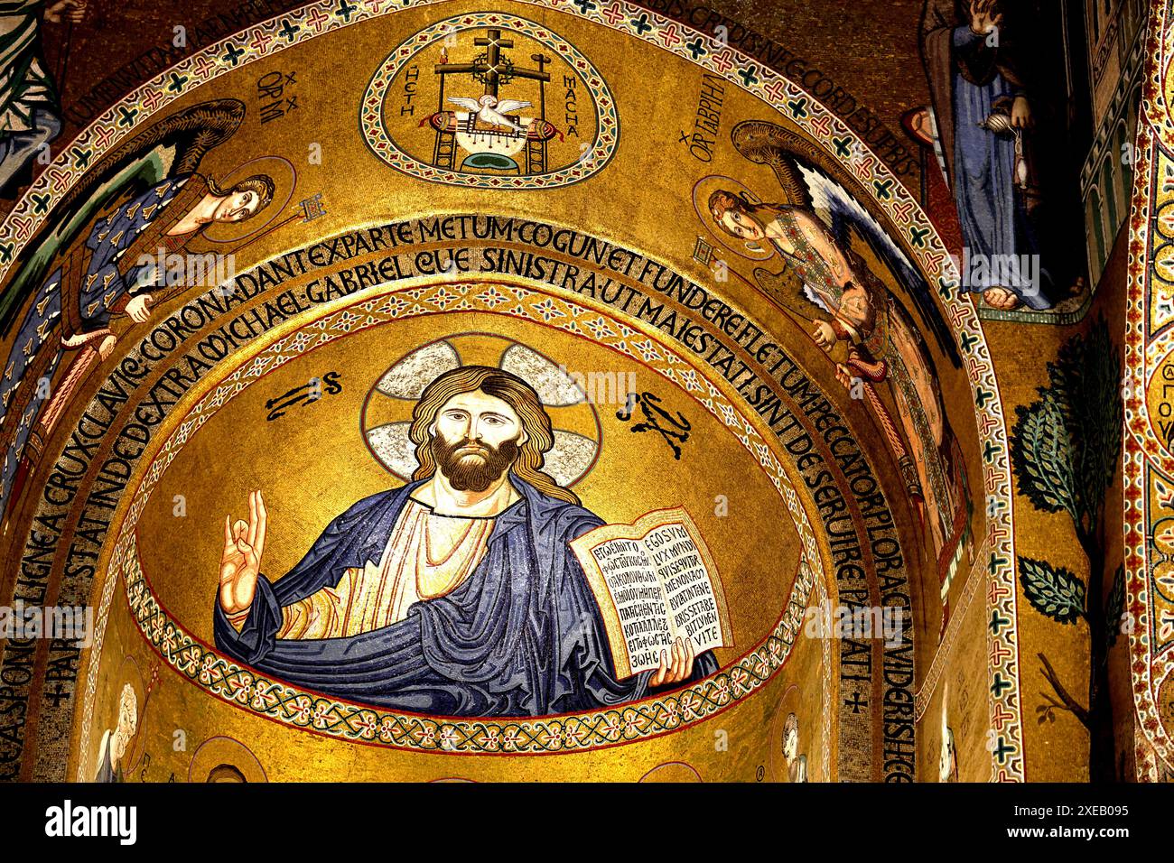 Byzantine mosaic with jesus christ and angels hi-res stock photography ...