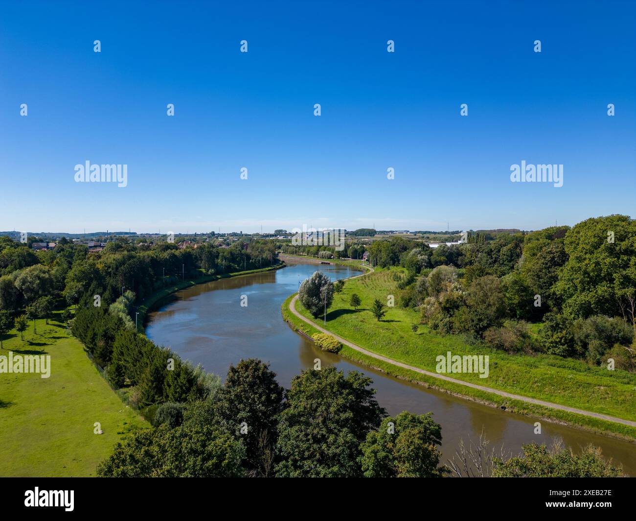 Riverbend view hi-res stock photography and images - Alamy
