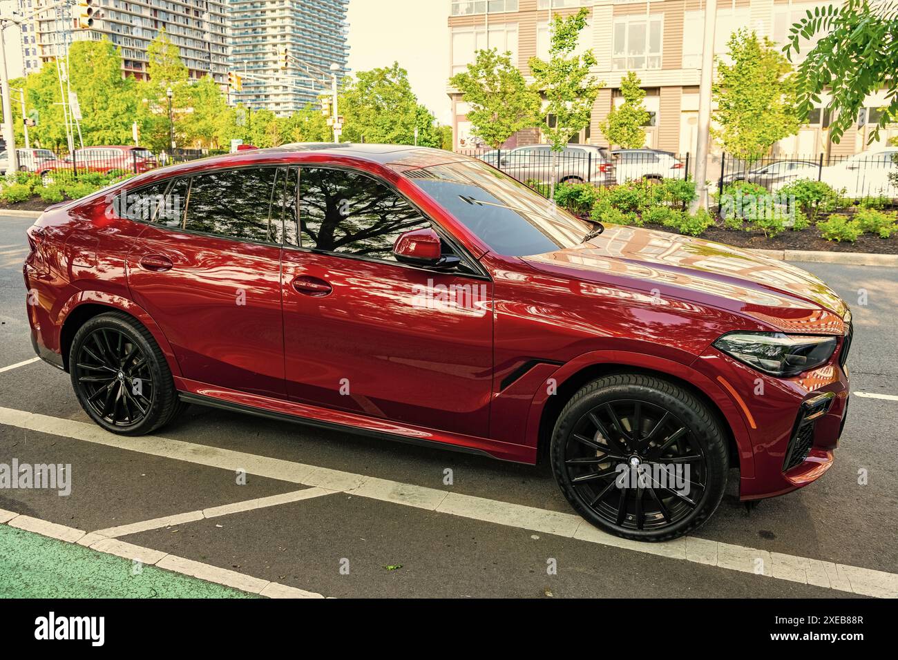 Bmw x6 m sport hi-res stock photography and images - Alamy