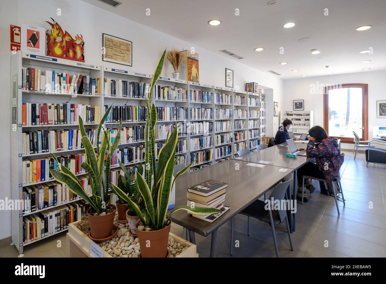 Municipal library managed by the city council hi-res stock photography ...