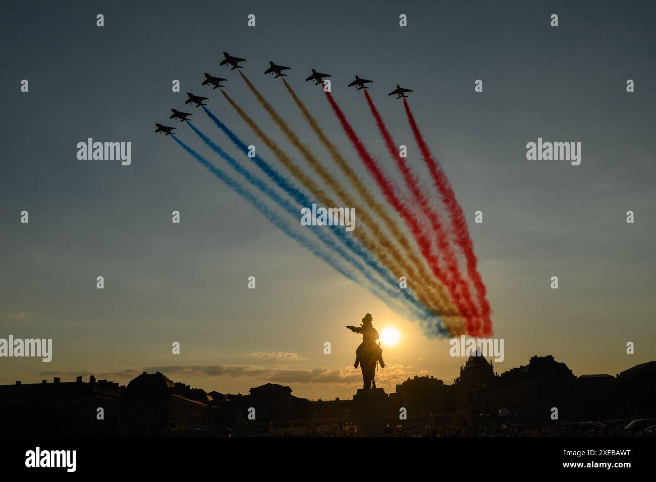 French Air and Space Force's elite acrobatic flying team 'Patrouille de ...