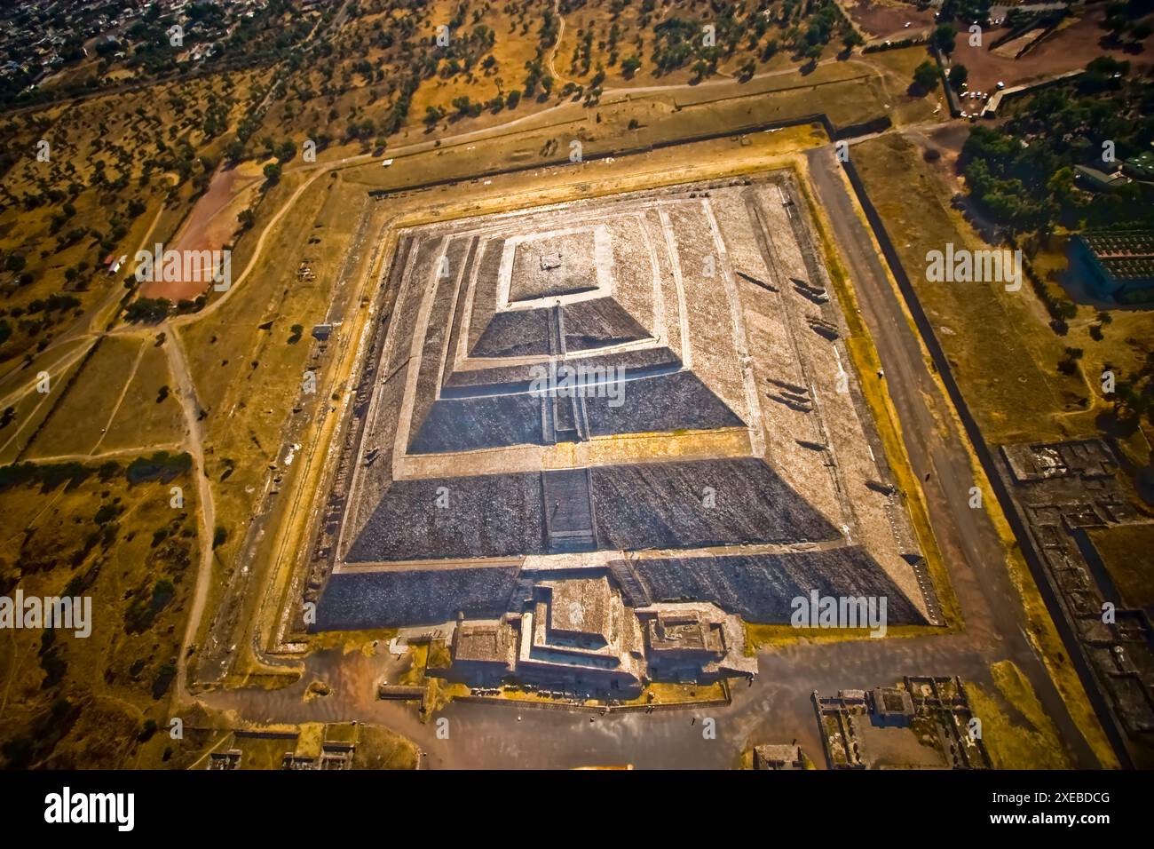 Aerial view pyramid sun hi-res stock photography and images - Alamy