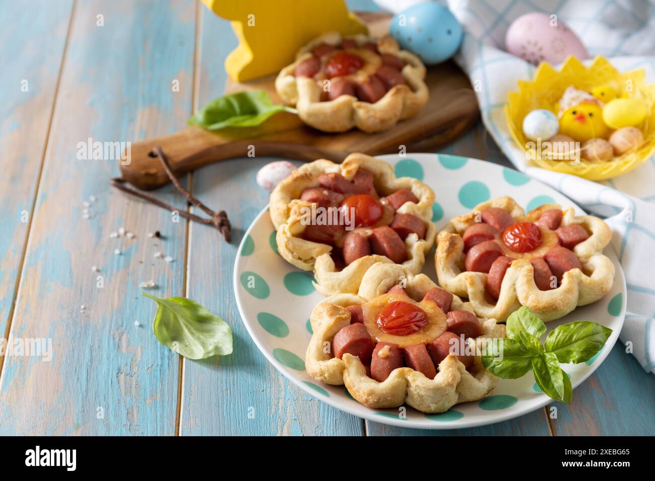 Delicious breakfast pizza eggs hi-res stock photography and images - Alamy