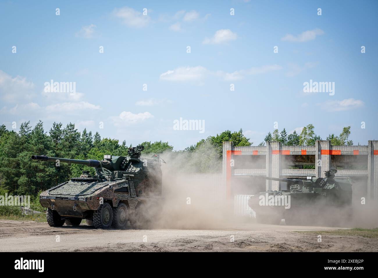 26 June 2024, Saxony-Anhalt, Altengrabow: A new RCH 155 wheeled ...