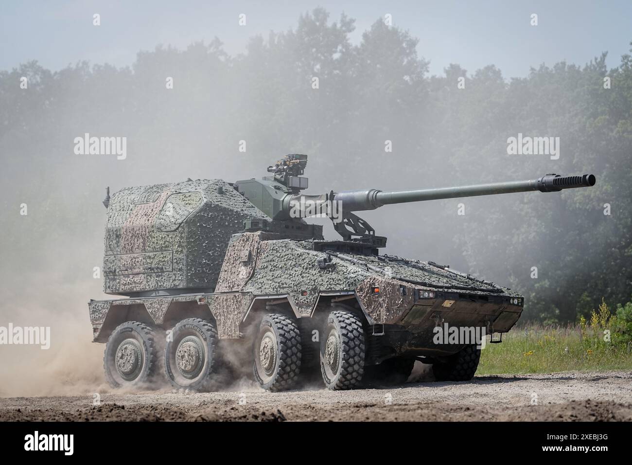26 June 2024, Saxony-Anhalt, Altengrabow: A new RCH 155 wheeled ...