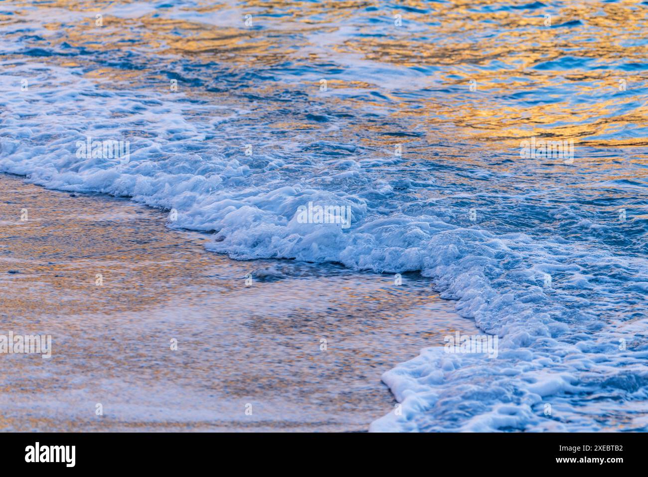 Tones of orange hi-res stock photography and images - Alamy