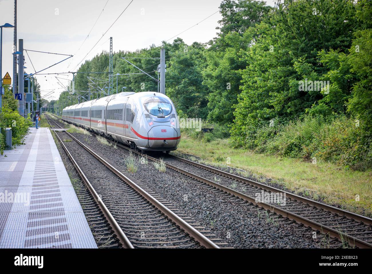 Eisenbahnverkehrs auf der Bahnstrecke Oberhausen Arnhem Hollandstrecke ...