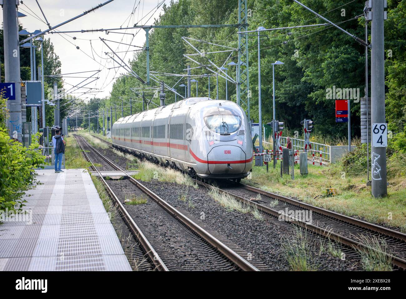 Eisenbahnverkehrs auf der Bahnstrecke Oberhausen Arnhem Hollandstrecke ...