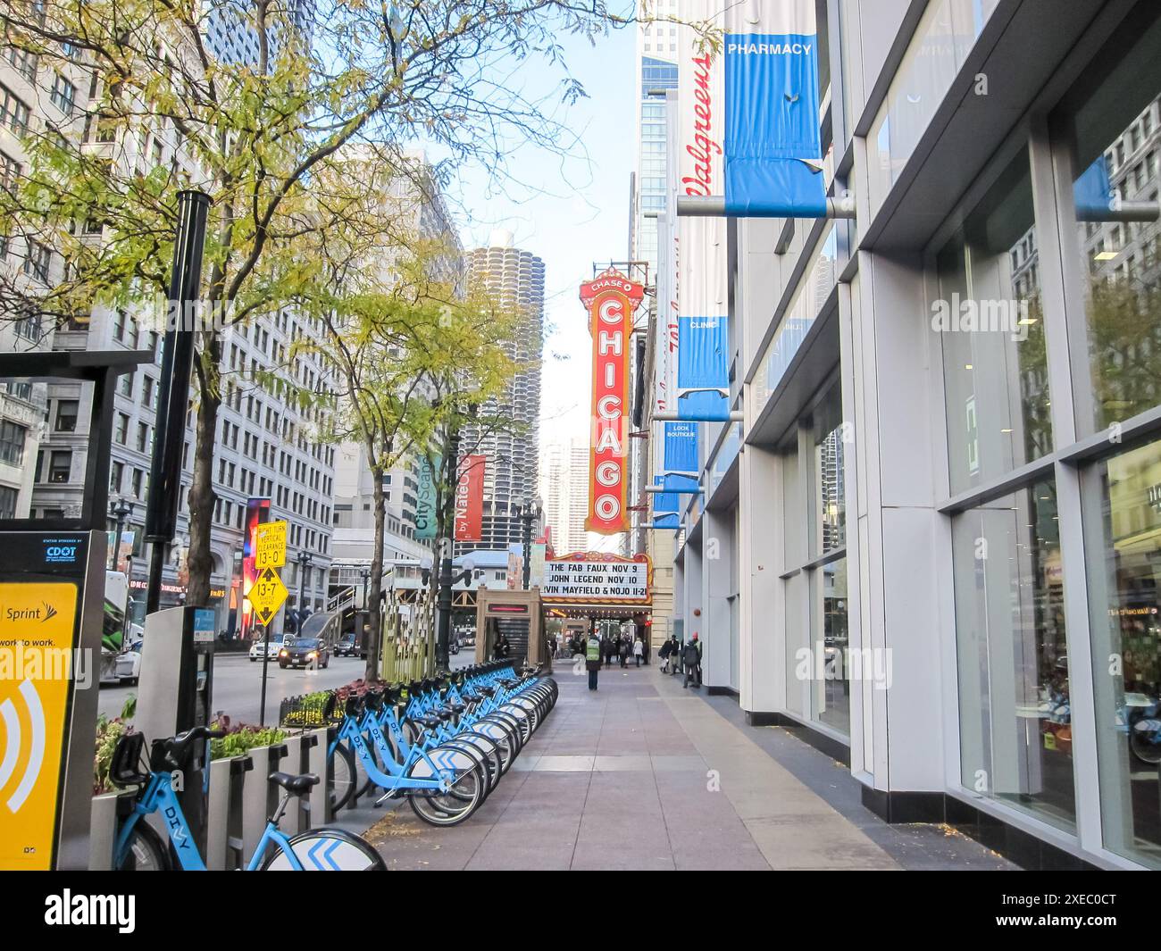 Pink street attractions hi-res stock photography and images - Alamy