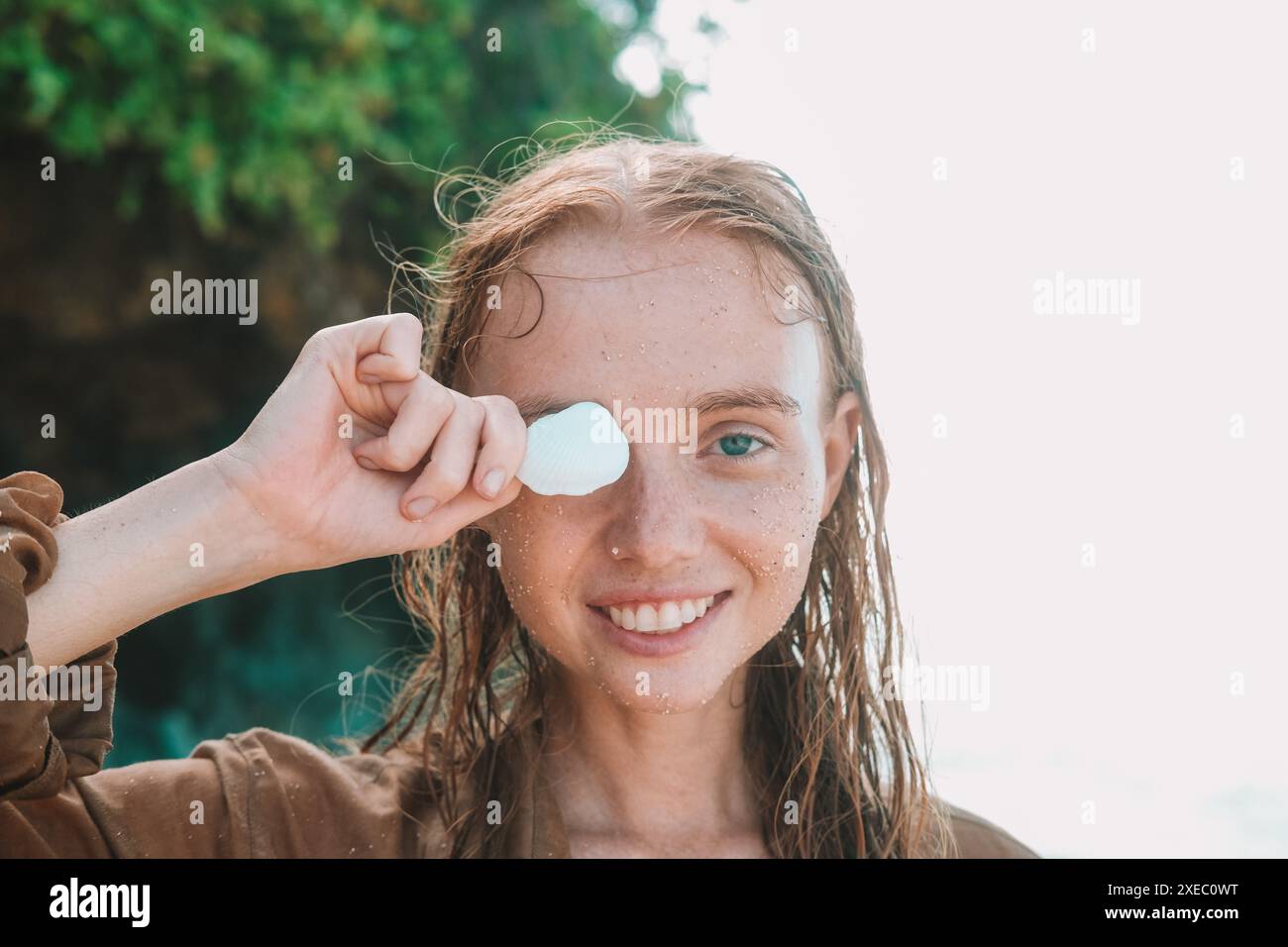 Beautiful shell found on hi-res stock photography and images - Alamy