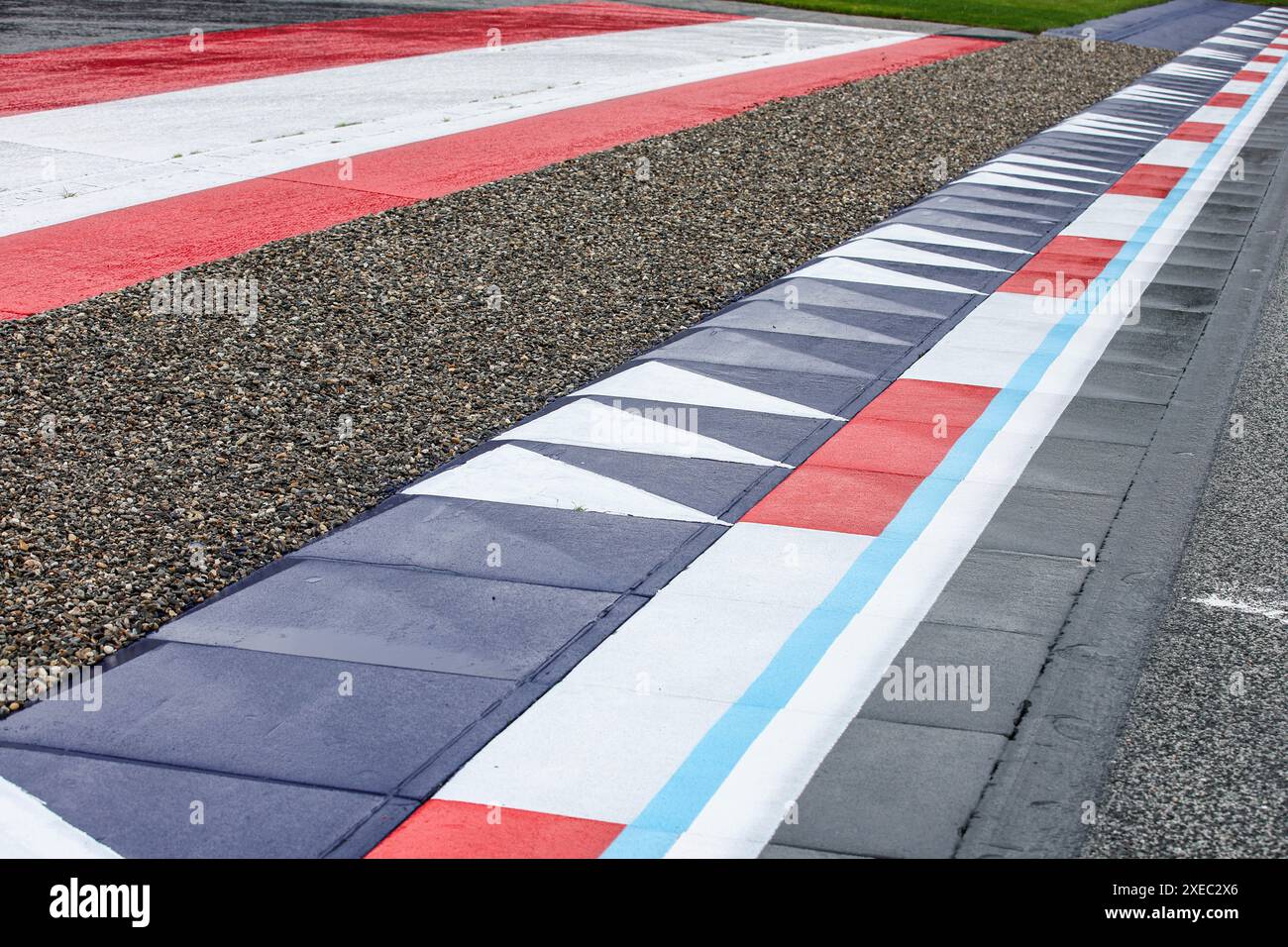 New gravel trap kerb for track limits during the Formula 1 Qatar ...