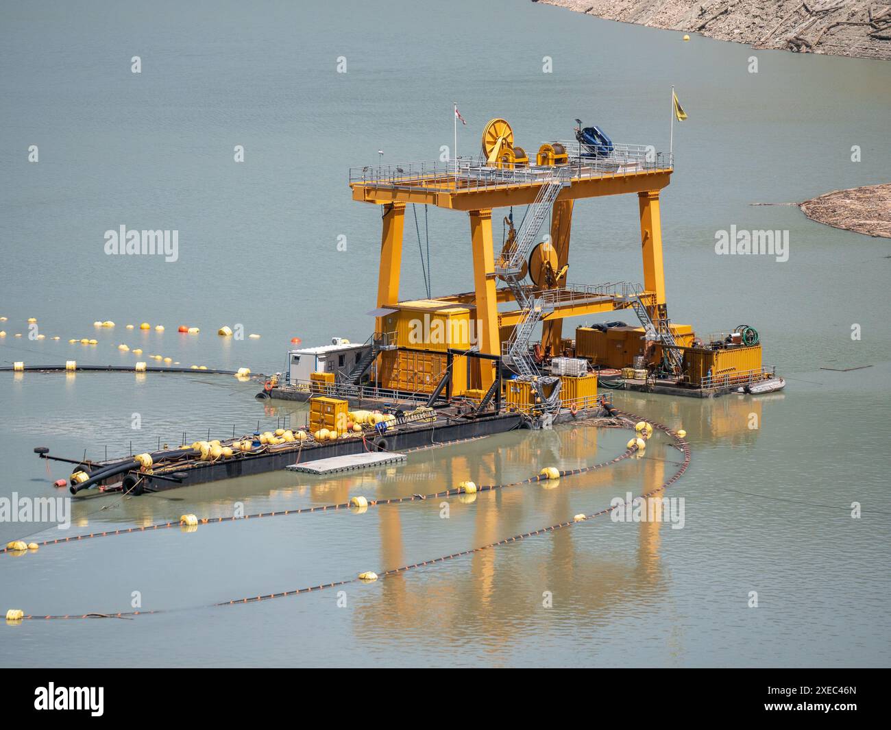 Hydraulic dredging hi-res stock photography and images - Alamy
