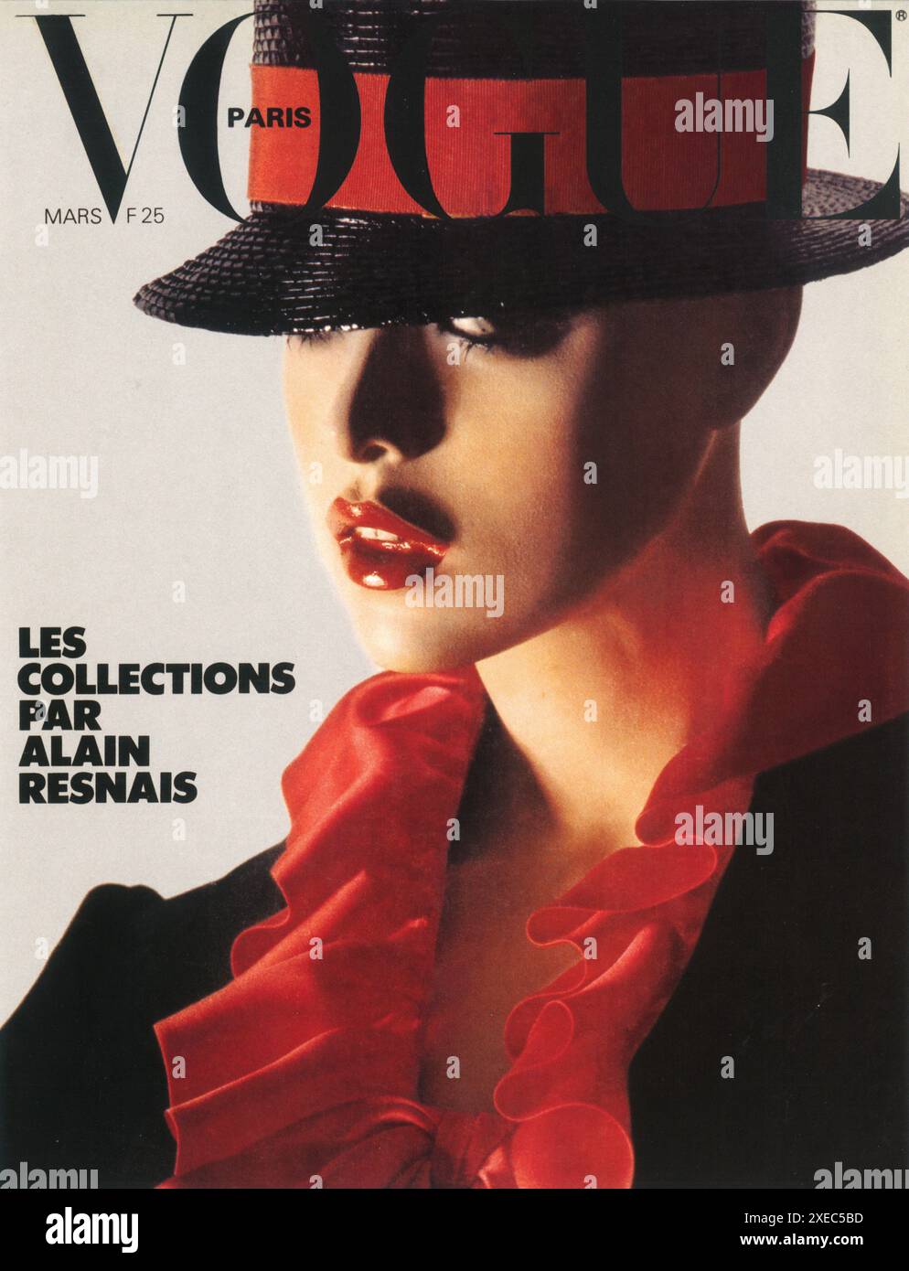 Vogue magazine covers posters hi-res stock photography and images - Alamy