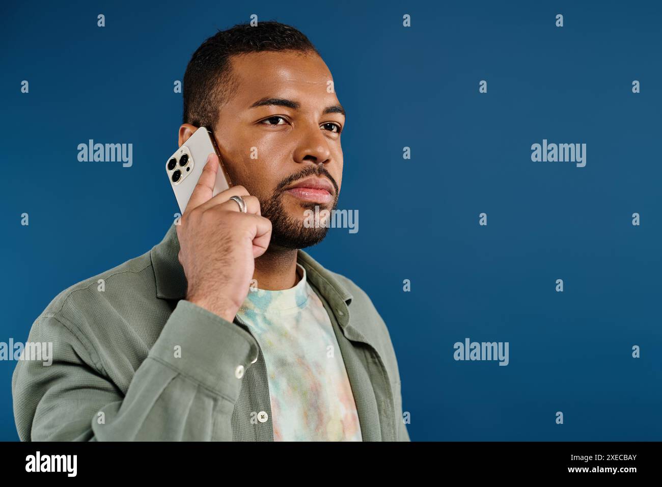 Chat fashionista hi-res stock photography and images - Alamy