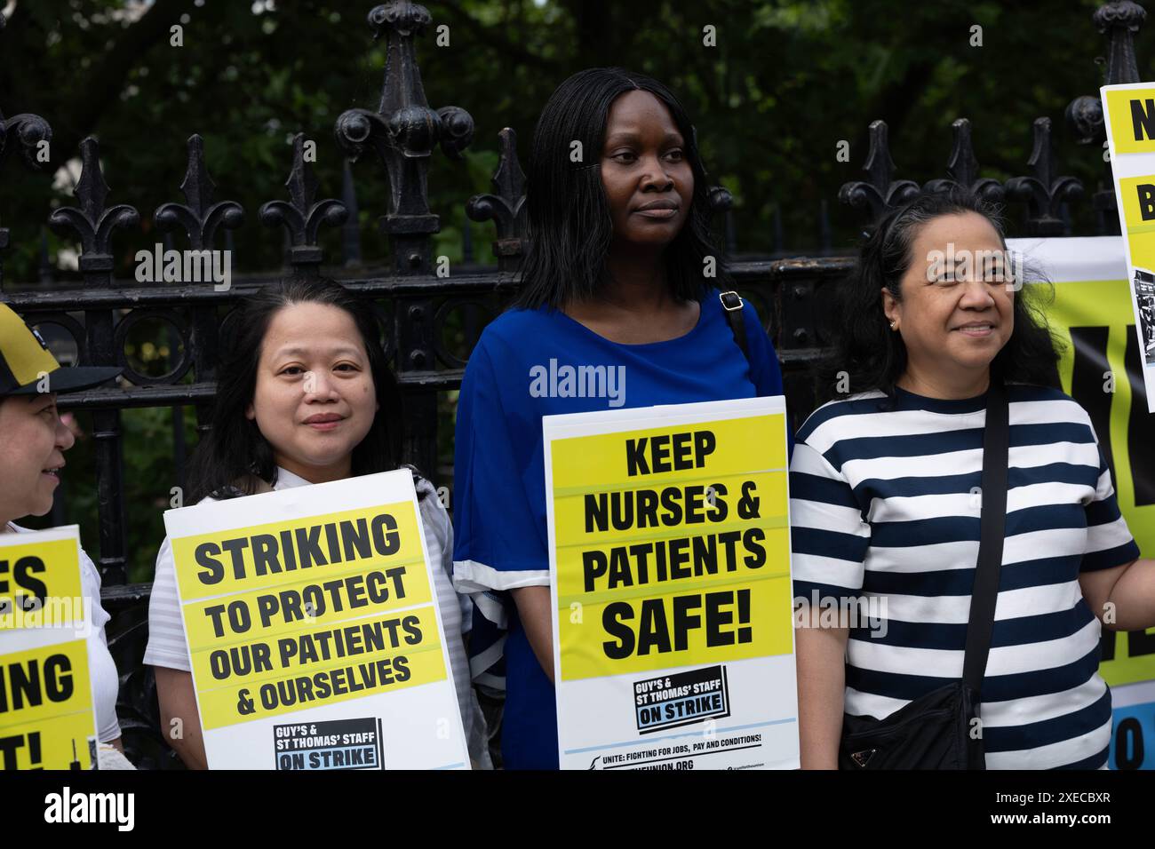 London, UK. 27th June, 2024. BMA Junior Doctors strike; picket outside ...