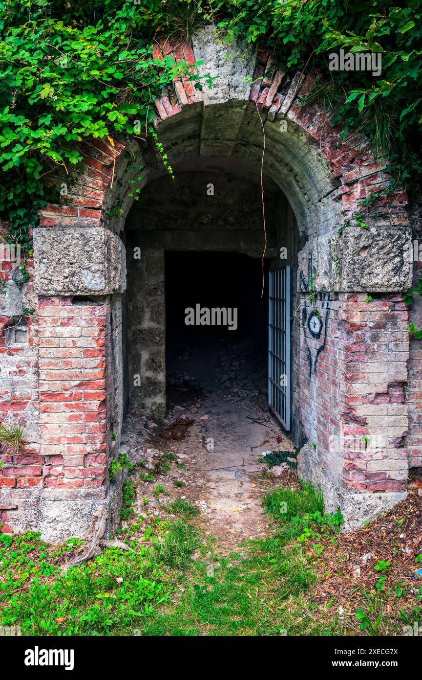 Stratified remains of ancient and modern fortresses. A unique example ...