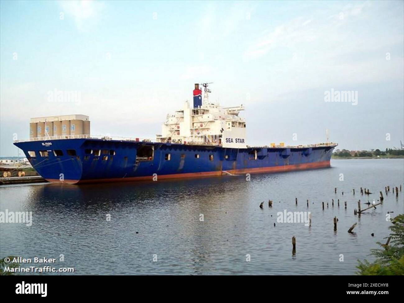 Starboard quarter view of the El Faro as it sits without cargo moored ...