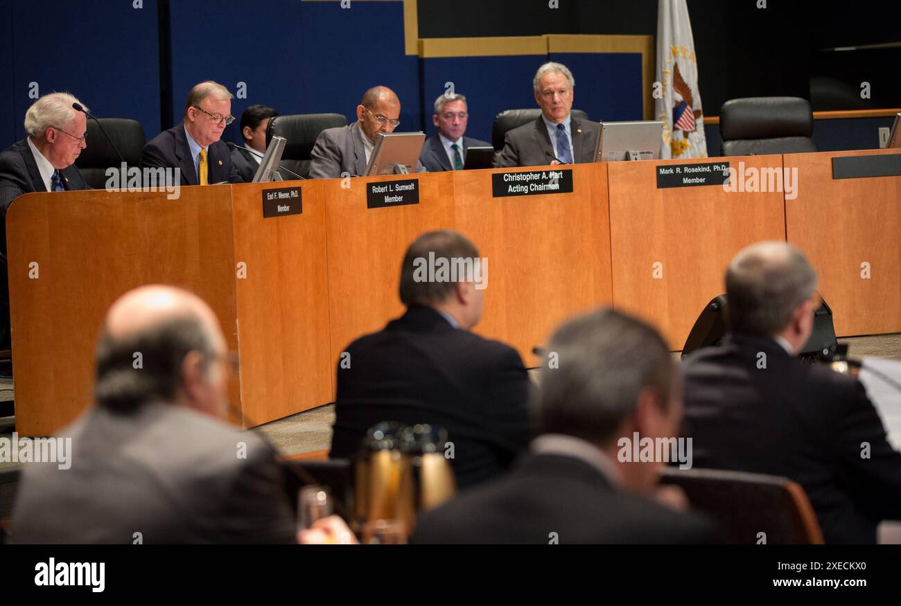 Ntsb board hi-res stock photography and images - Alamy