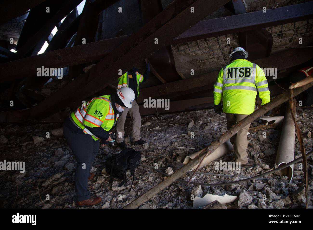 Pittsburgh, PA Bridge Collapse Stock Photo - Alamy
