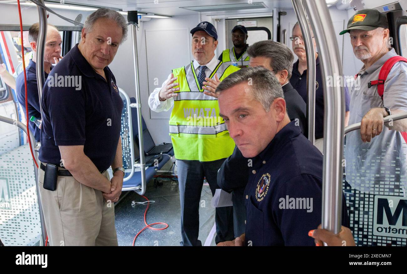 7000 series hi-res stock photography and images - Alamy
