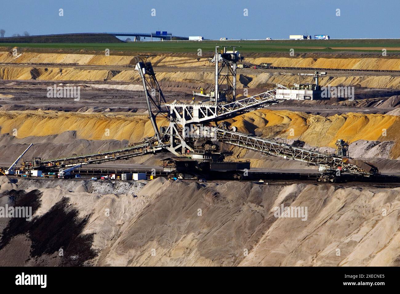 Spreader in opencast garzweiler in hi-res stock photography and images ...