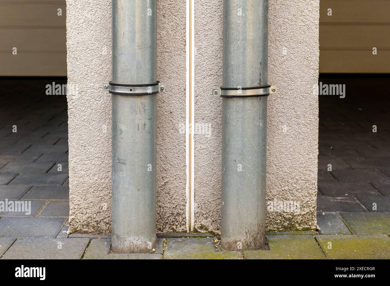 Downpipes hi-res stock photography and images - Alamy