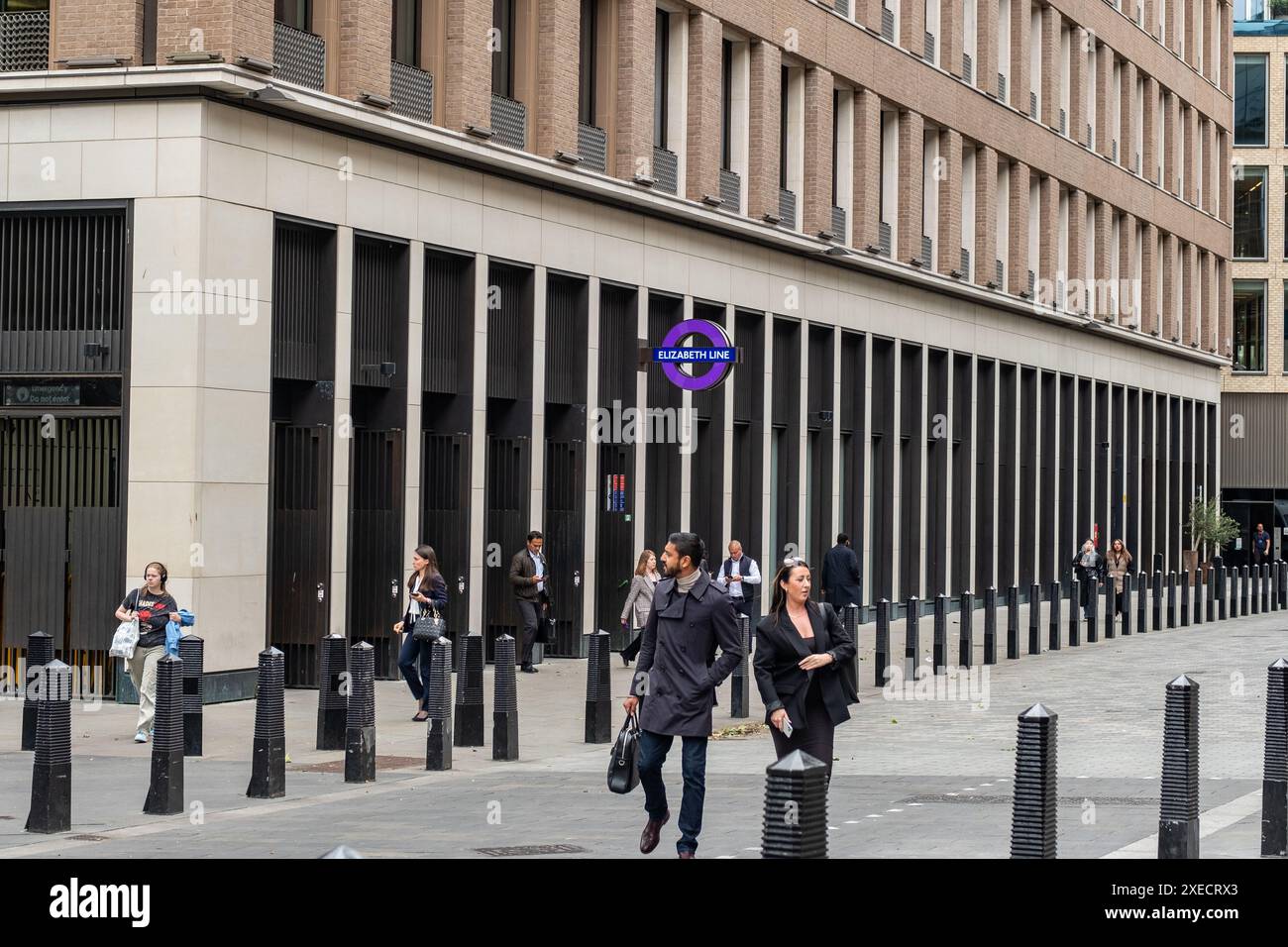 LONDON- JUNE 13, 2024: Bond Street station Elizabeth Line entrance ...