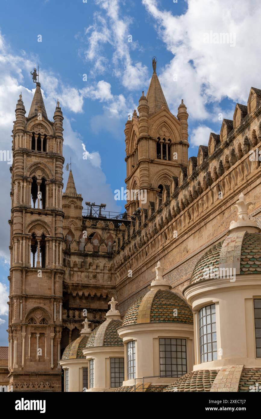 Bell towers and rooftop with cupolas of the Palermo Cathedral Stock ...