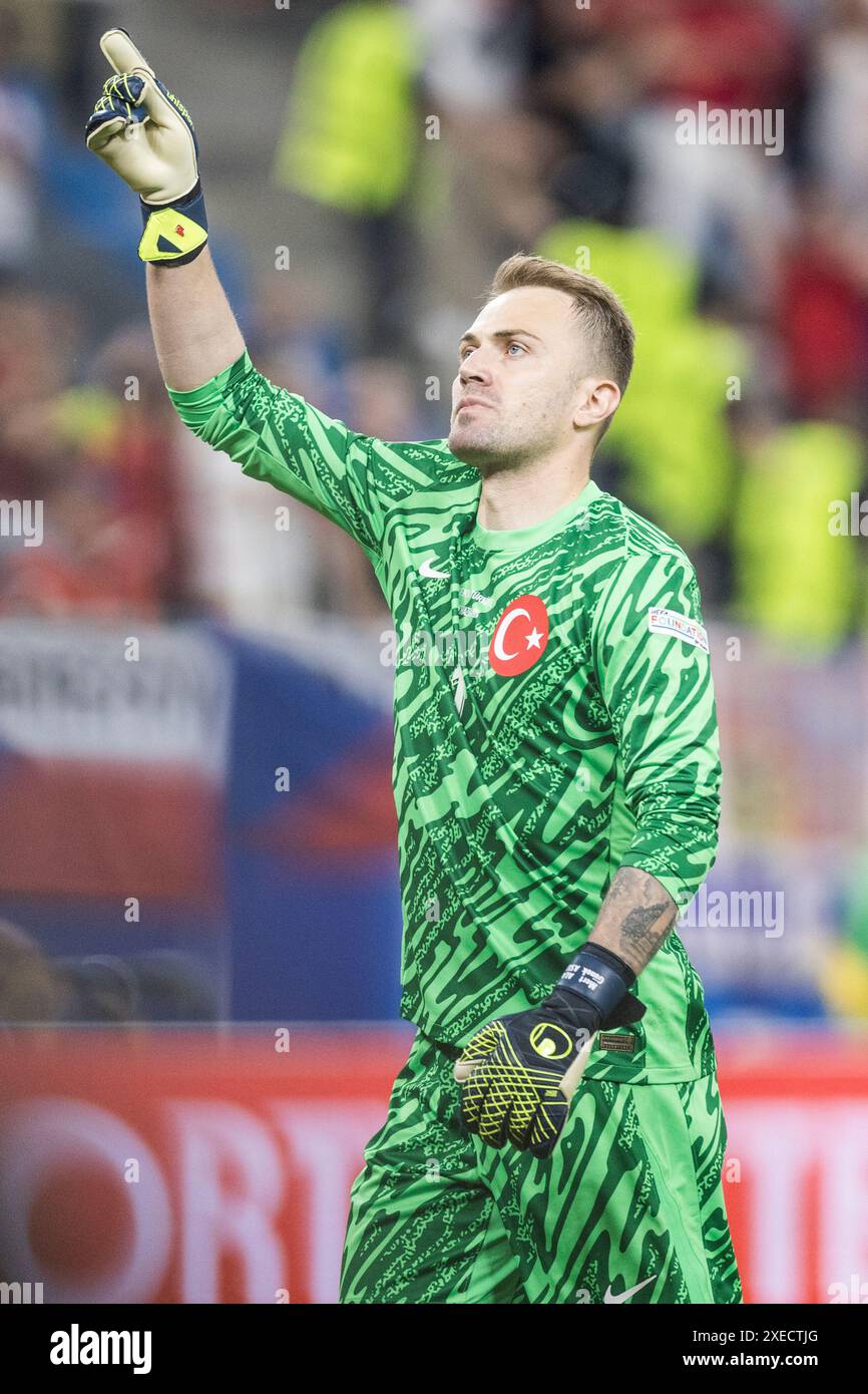 Hamburg, Germany. 26th June, 2024. Goalkeeper Mert Günok (1) of Turkey ...