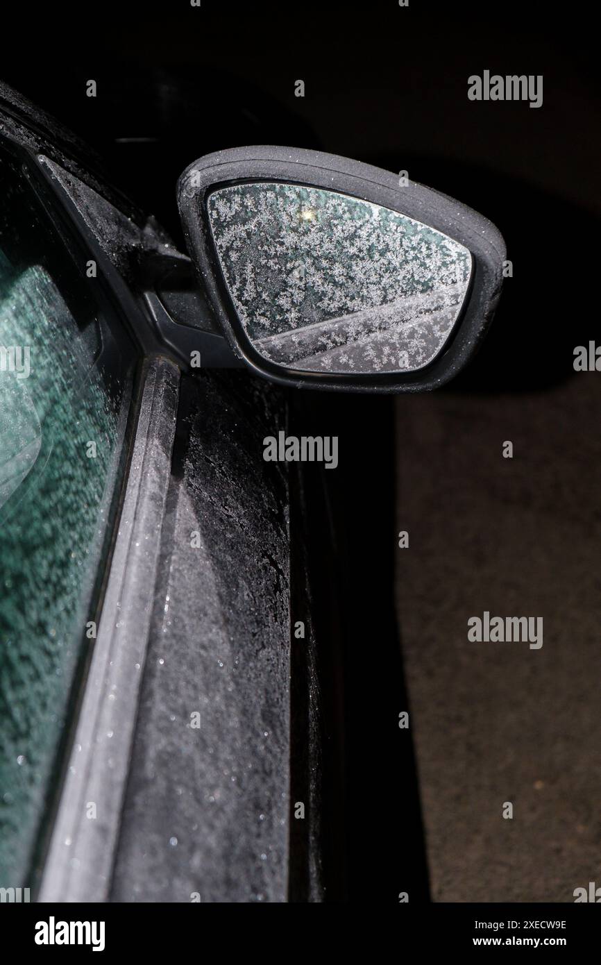 Covred hi-res stock photography and images - Alamy