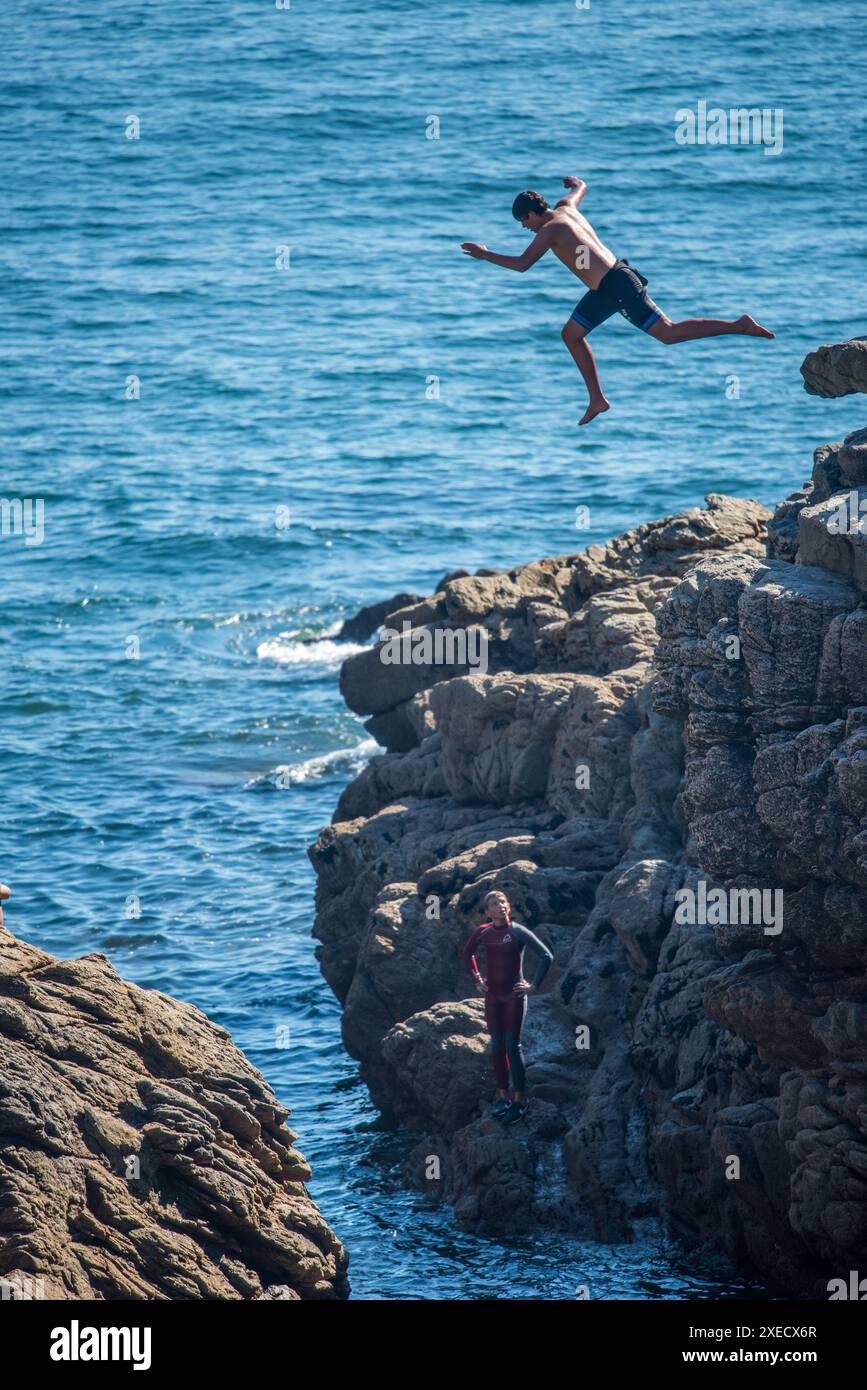 Bold cliff hi-res stock photography and images - Alamy
