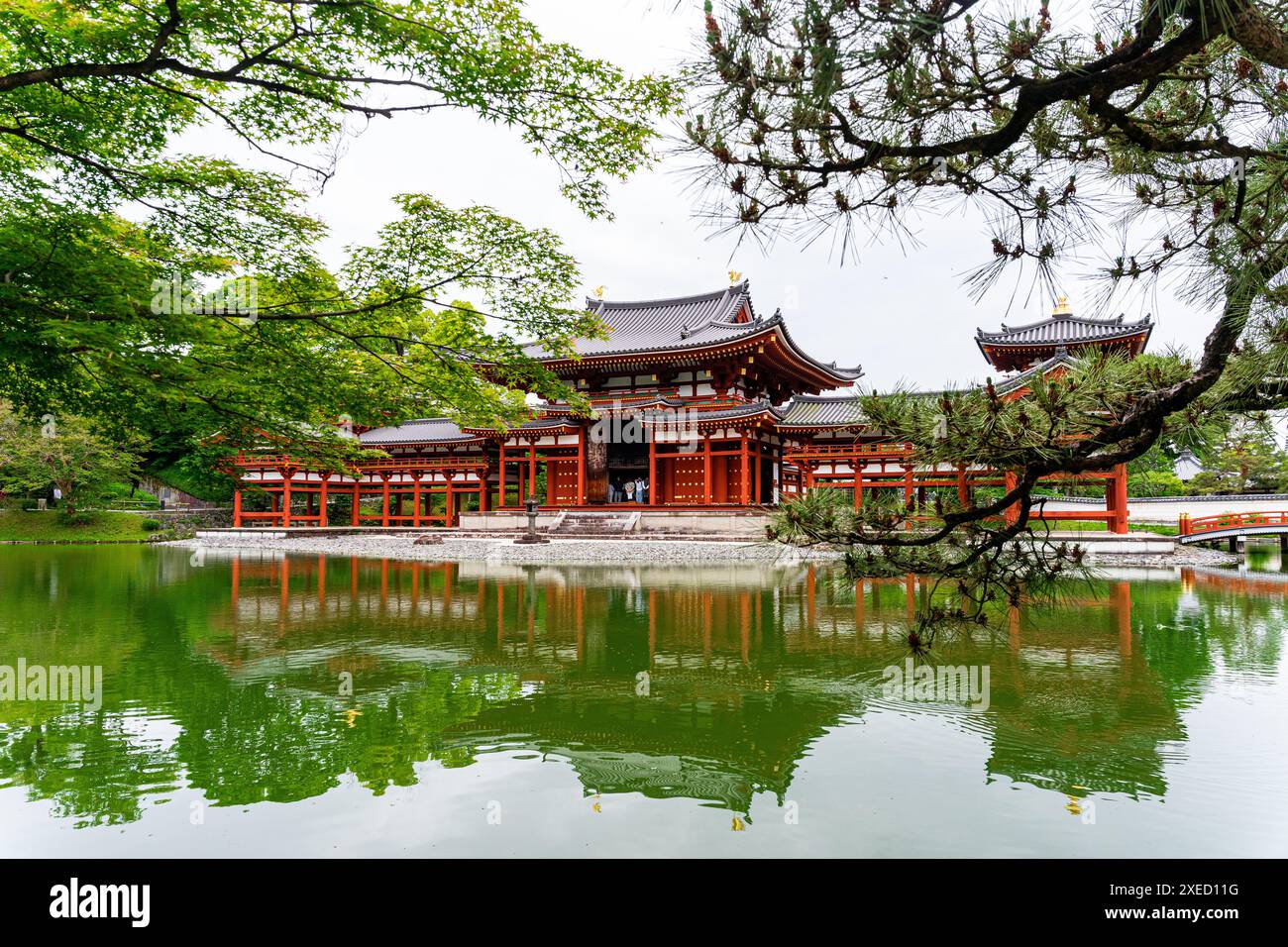 Exterior view of Byodoin Temple, striking example of Buddhist Pure Land ...