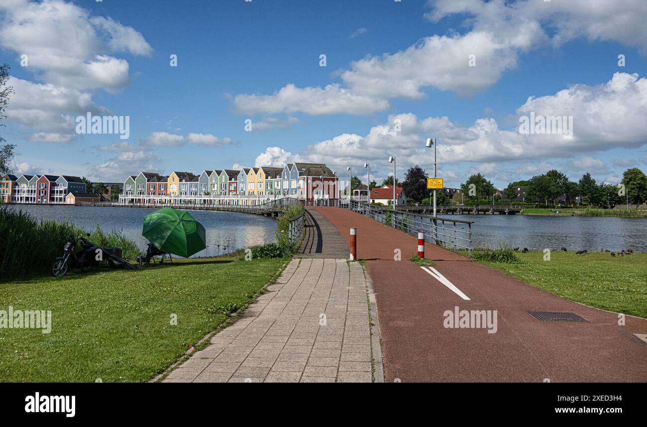 Houten rainbow houses ,rainbow houses in the Netherlands are a popular ...