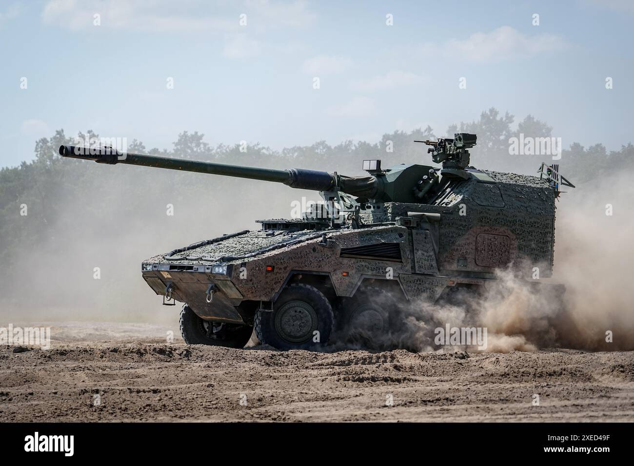 26 June 2024, Saxony-Anhalt, Altengrabow: A new RCH 155 wheeled ...