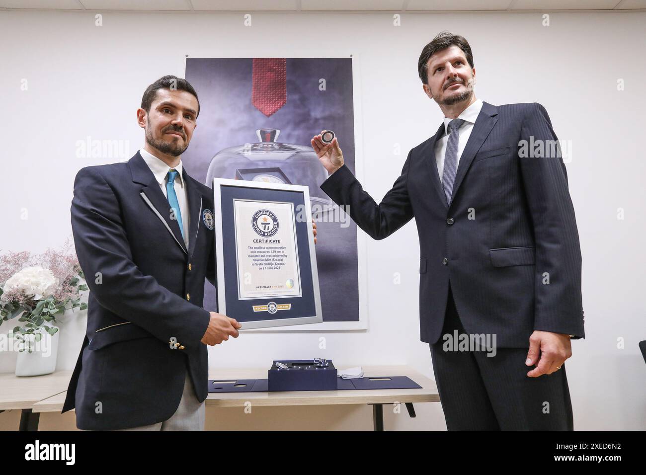 Sveta Nedelja, Croatia. 27th June, 2024. Guinness Book of World Record officer Victor Fenes ...