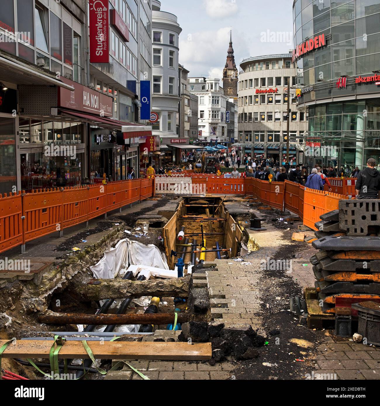 Land infrastructure hi-res stock photography and images - Alamy