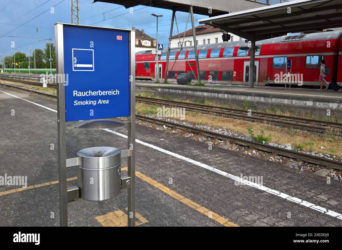 Raucher zone hi-res stock photography and images - Alamy