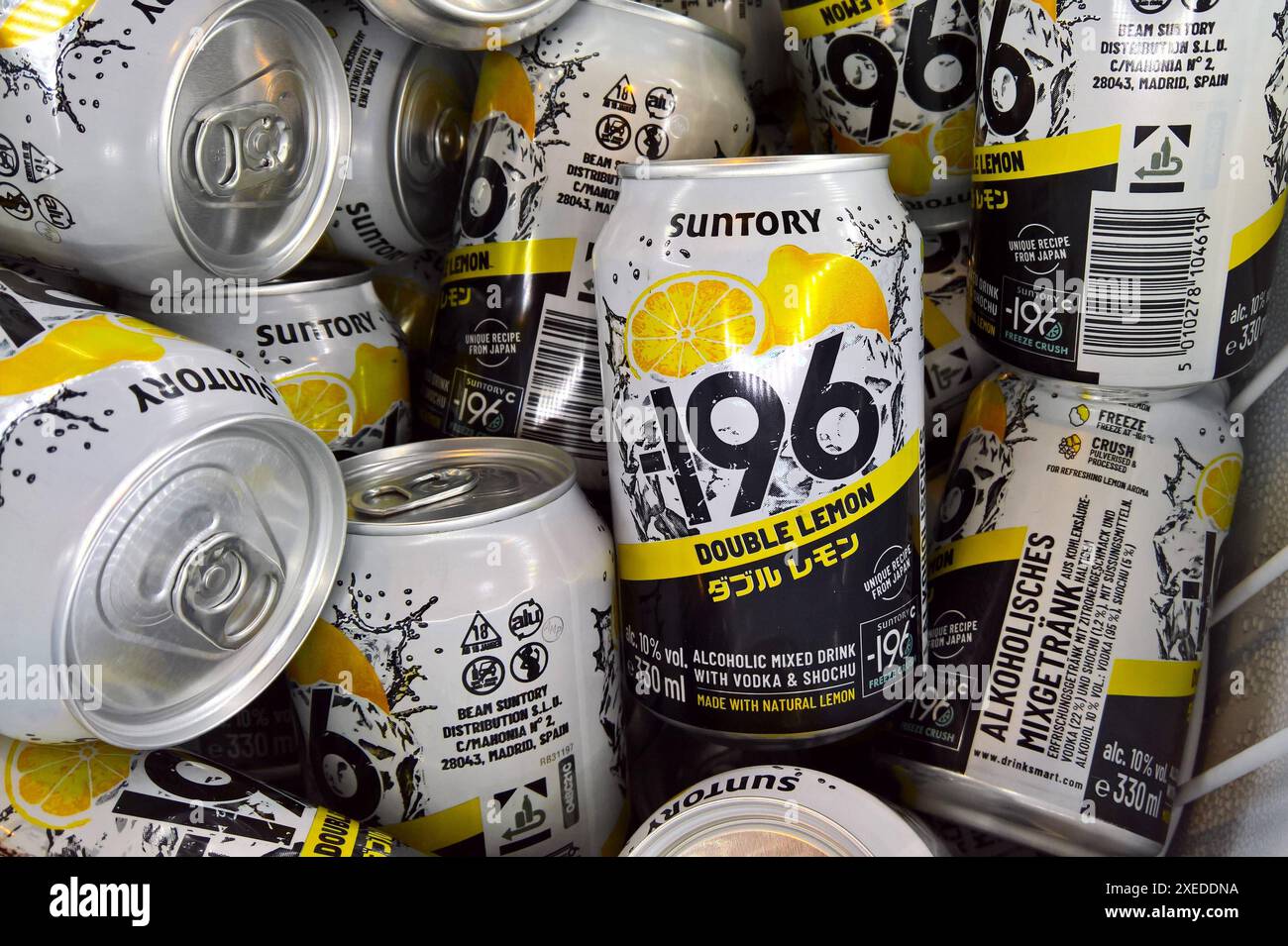 Suntory global spirits hi-res stock photography and images - Alamy