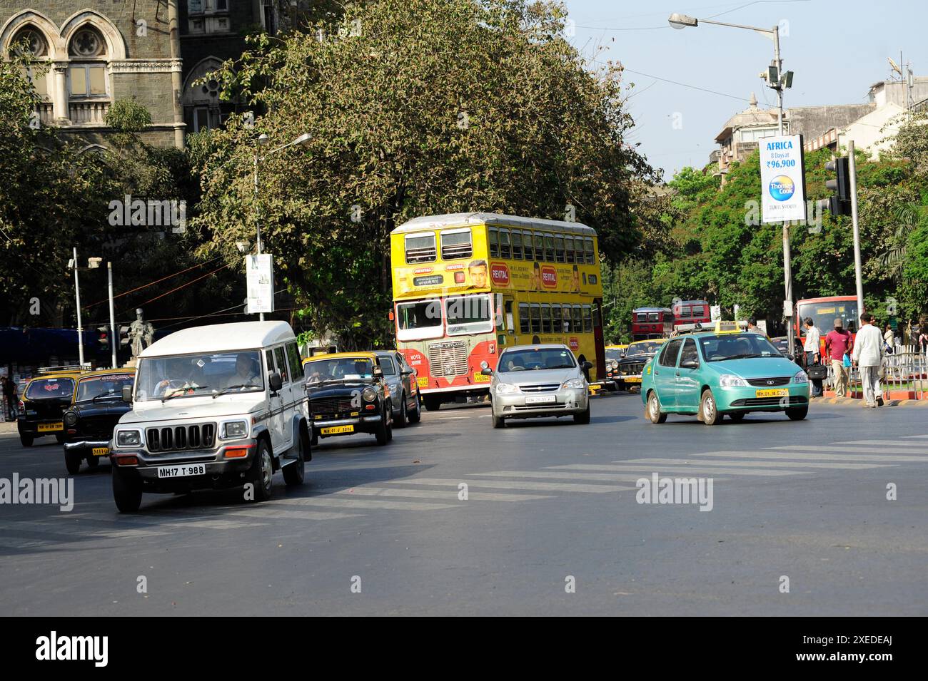 Mobility and road traffic in india Stock Photo - Alamy