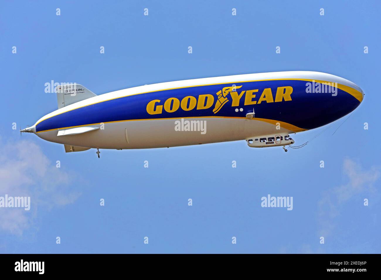 Friedrichshafen zeppelin nt hi-res stock photography and images - Alamy