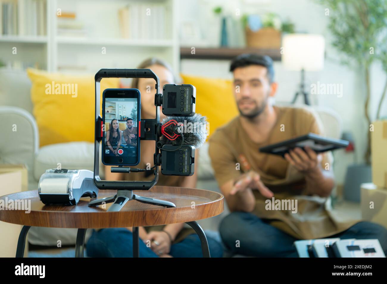 Things to do when selling a house hi-res stock photography and images ...