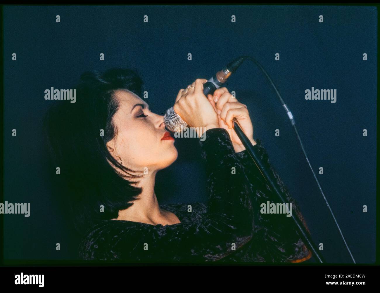 TONI HALLIDAY, CURVE, CONCERT, 1993: Toni Halliday of Curve playing ...