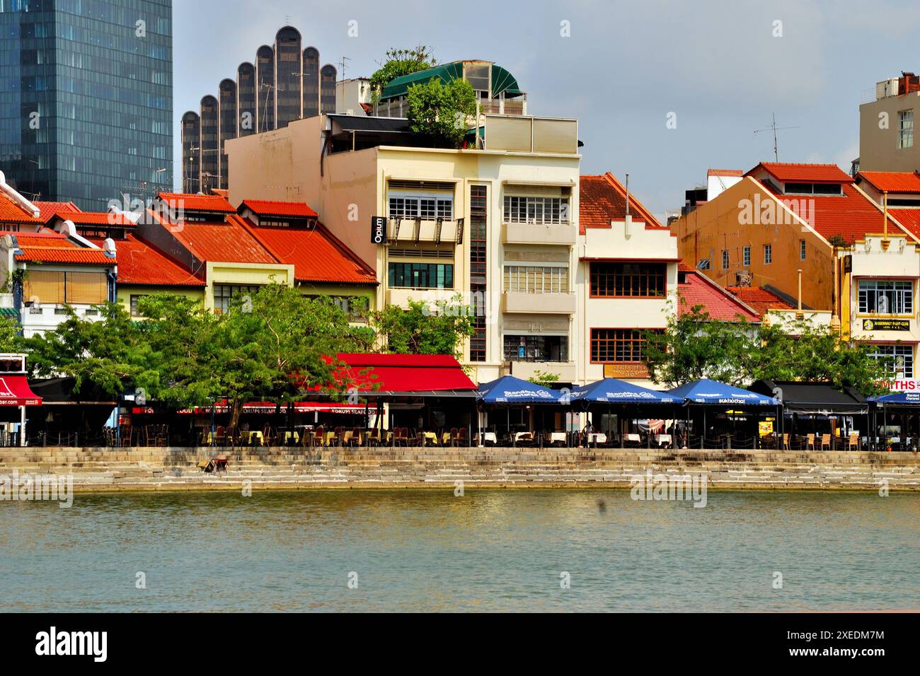 City skyline seen from Singapore River Cruise, Clark Quay Jetty ...
