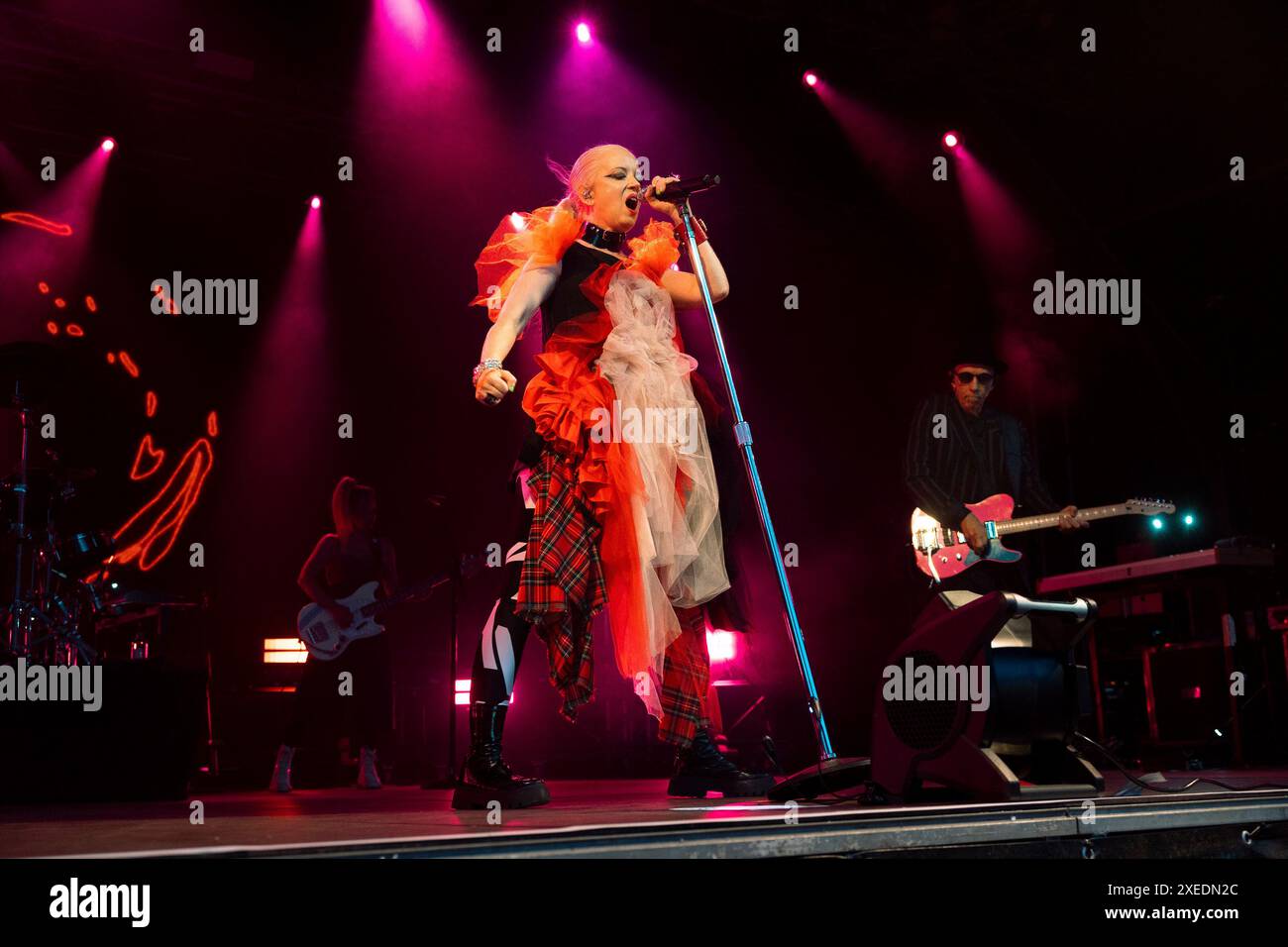 Shirley manson hi-res stock photography and images - Alamy