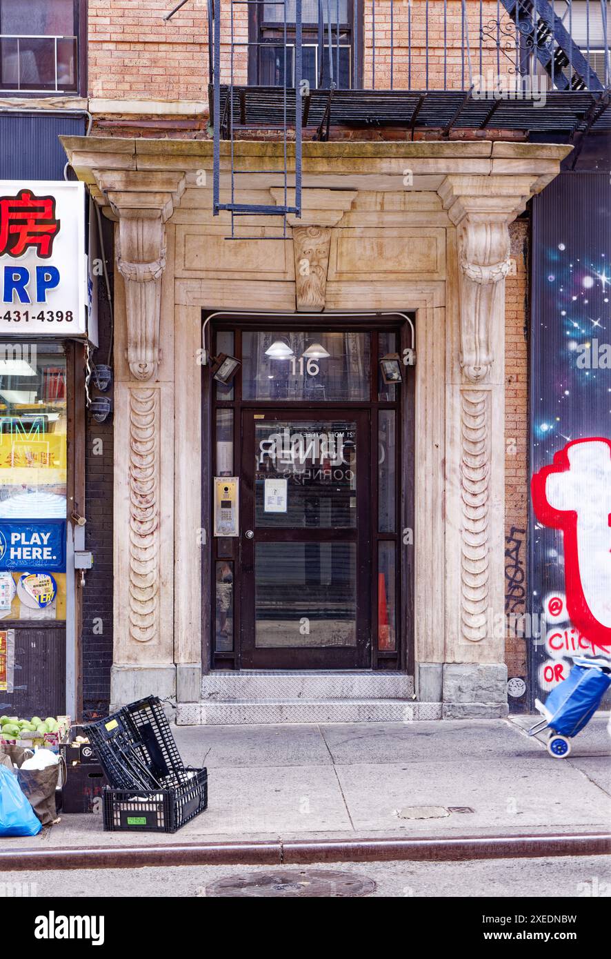 NYC Chinatown: 116 Mott Street, a six-story walk-up apartment building ...