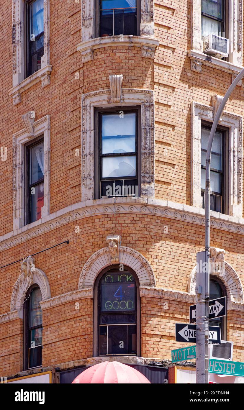 NYC Chinatown: 116 Mott Street, a six-story walk-up apartment building ...