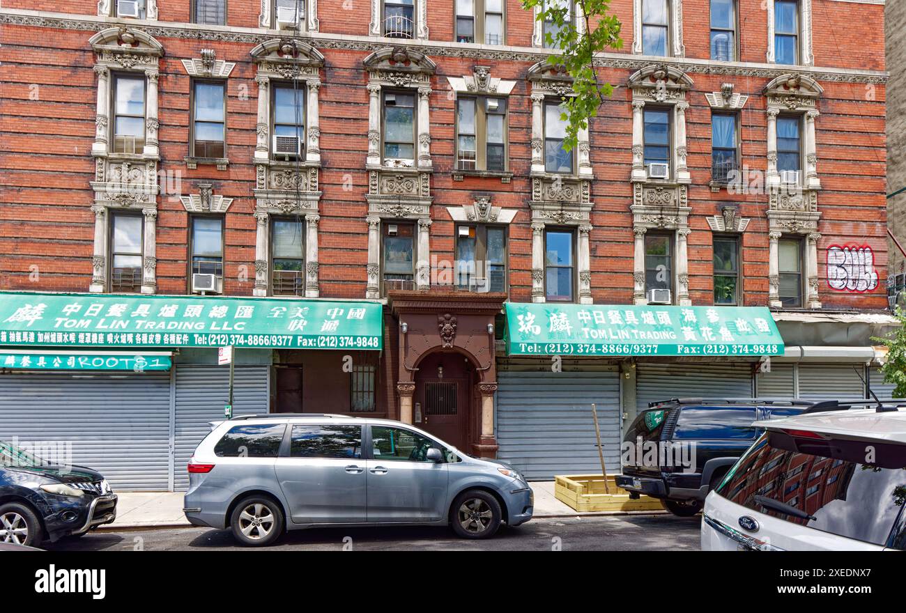 NYC Chinatown: 105 Henry Street/19 Pike Street is a six-story red brick ...